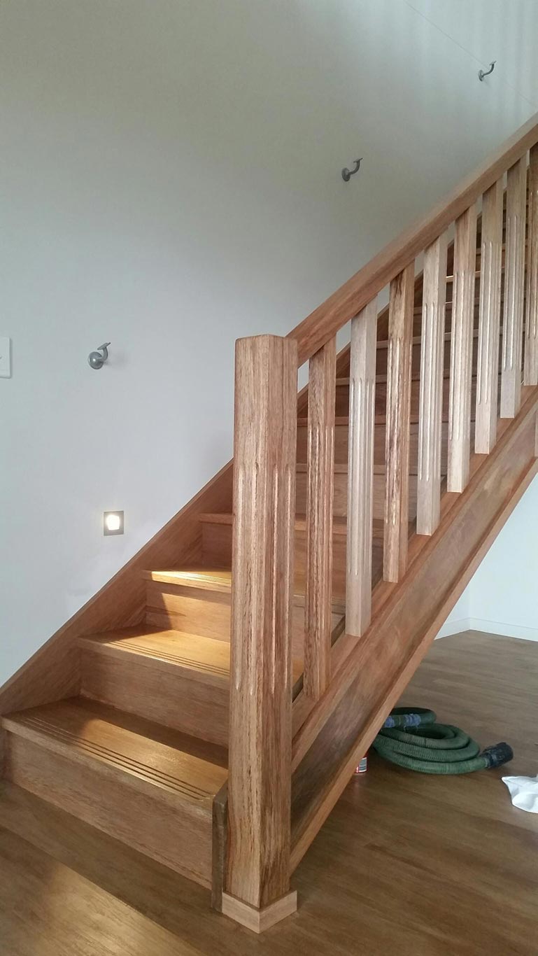 Timber Staircase Specialists: Straight Timber Staircases | Custom Made